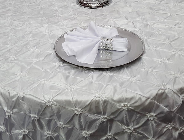 Pinwheel Button Taffeta Table Linens | Belly Button Tablecloths ...